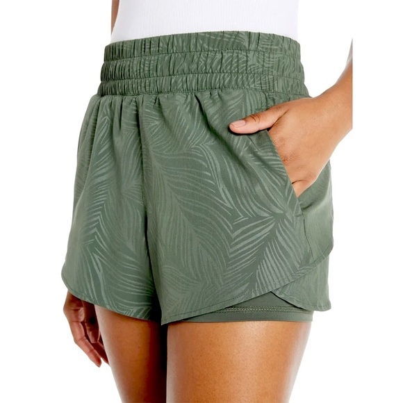 Avia | Shorts | Avia Womens Running Shorts With Bike Liner In Green ...